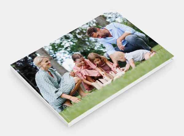 Photoalbums A4 Lay Flat Landscape | Photo Album Maker UK | myphotobook